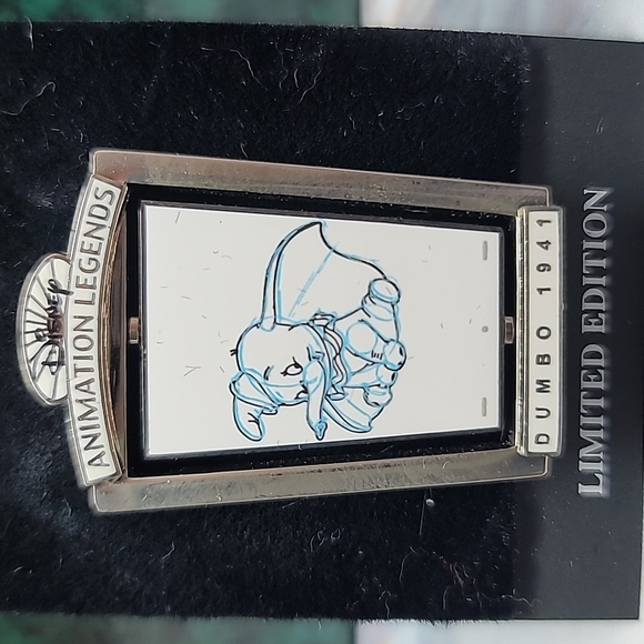 Disney | Jewelry | Le Nwt Dumbo Disney Pin | Poshmark